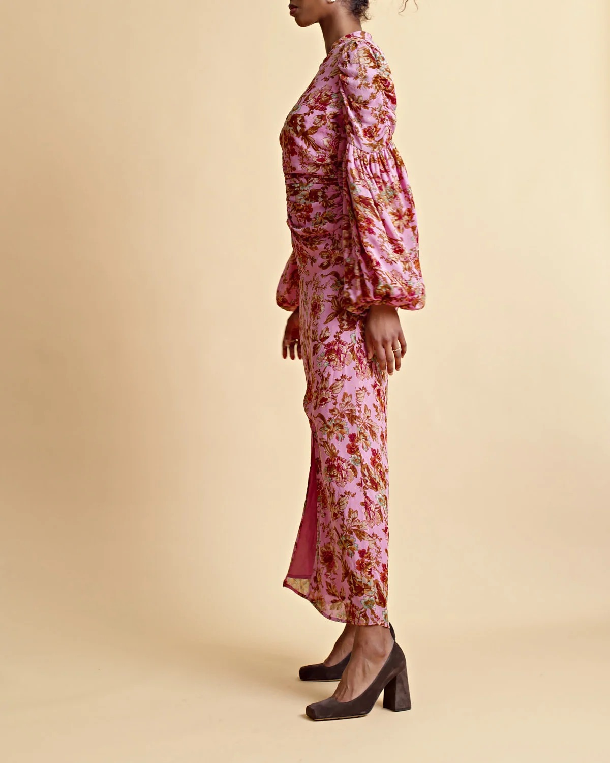 byTiMo Golden Georgette Rouching Dress - Rosa | Follestad