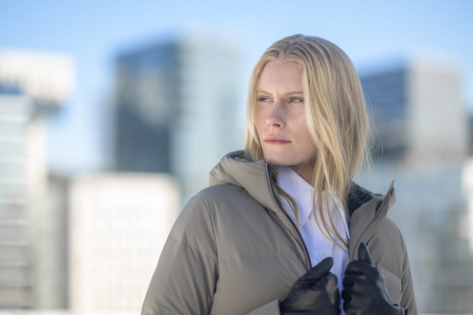 UBR Infinity Down Coat - Dark Sand | Follestad