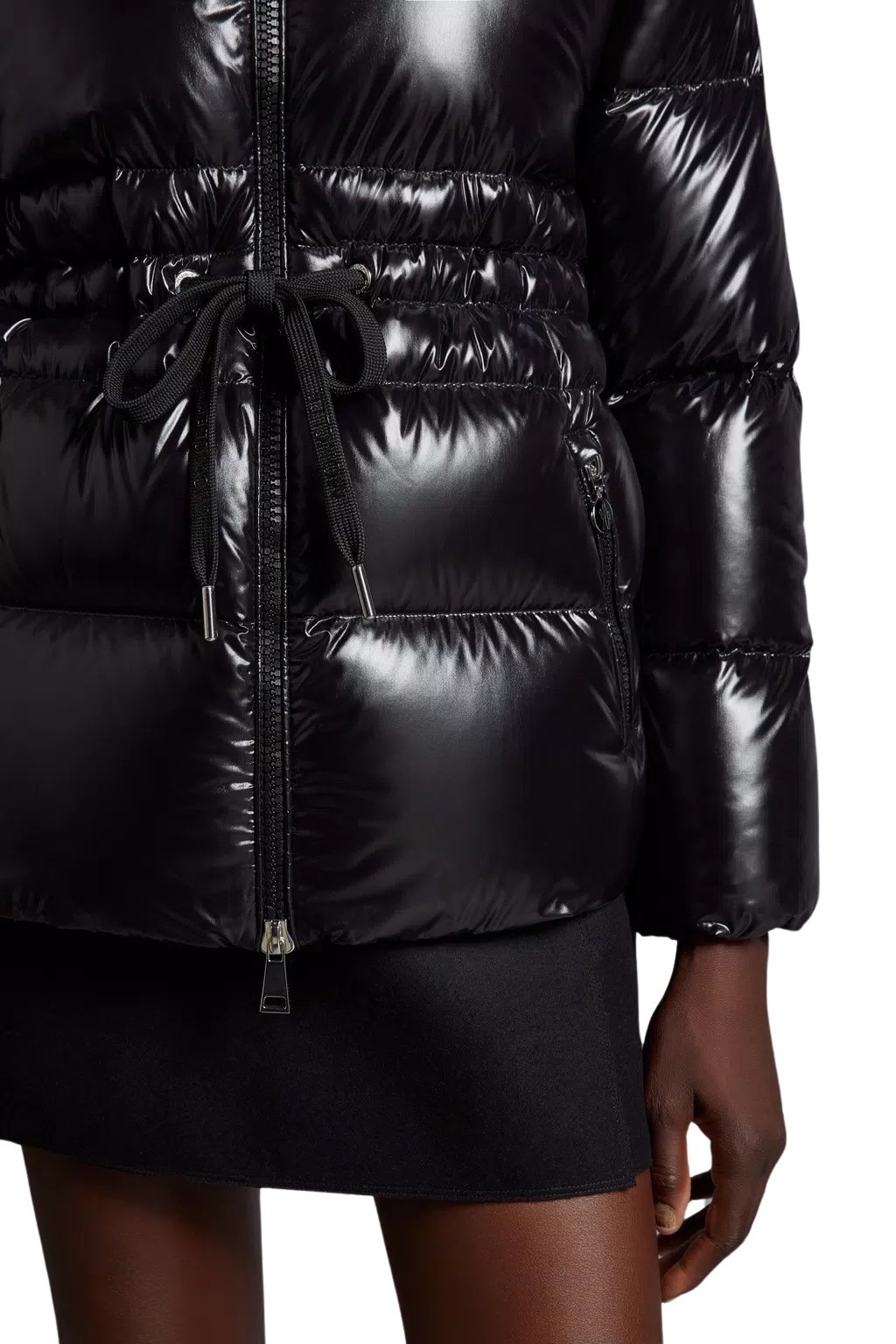 Moncler Taleve Short Down Jacket - Sort | Follestad