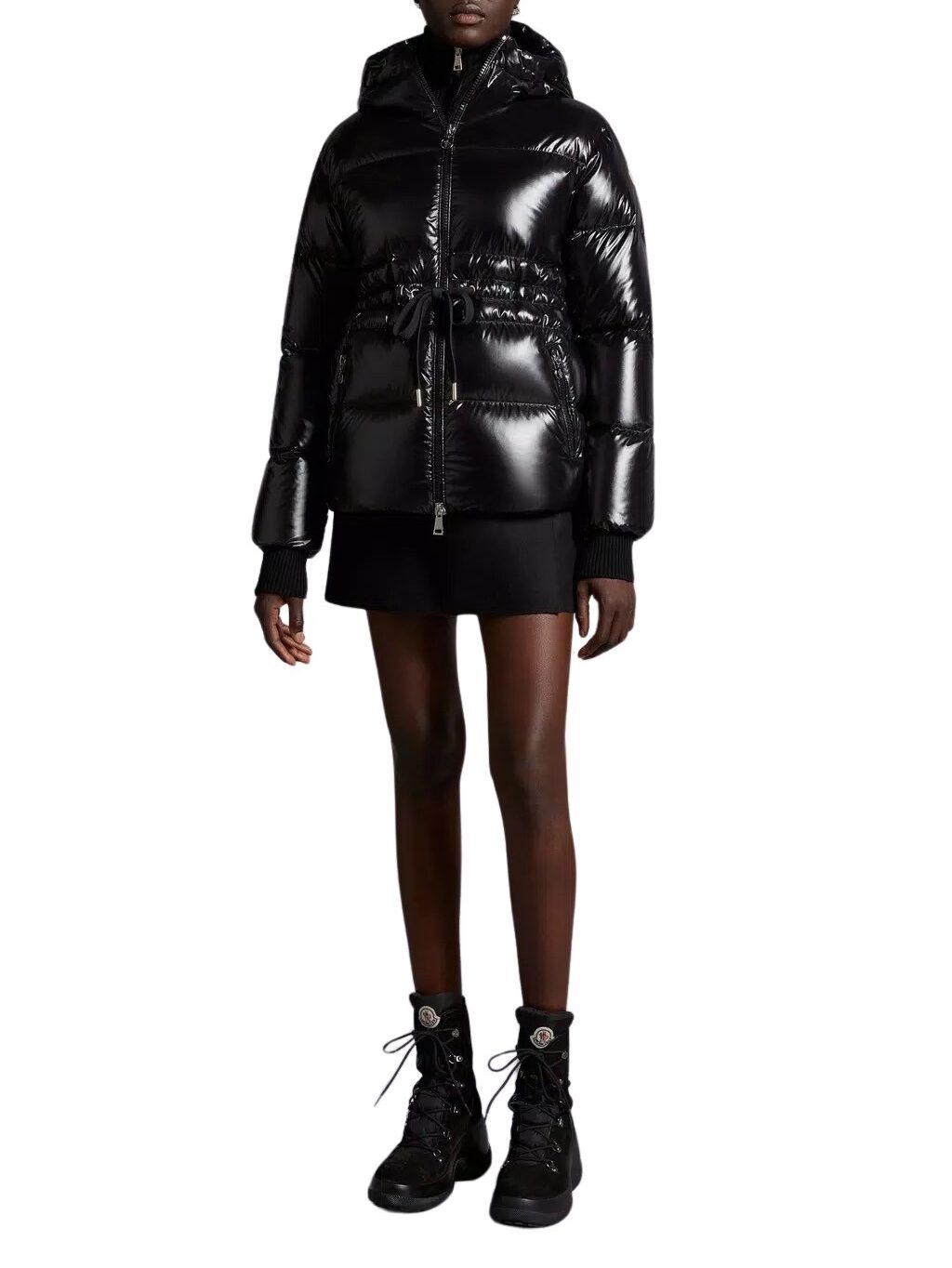 Moncler Taleve Short Down Jacket - Sort | Follestad