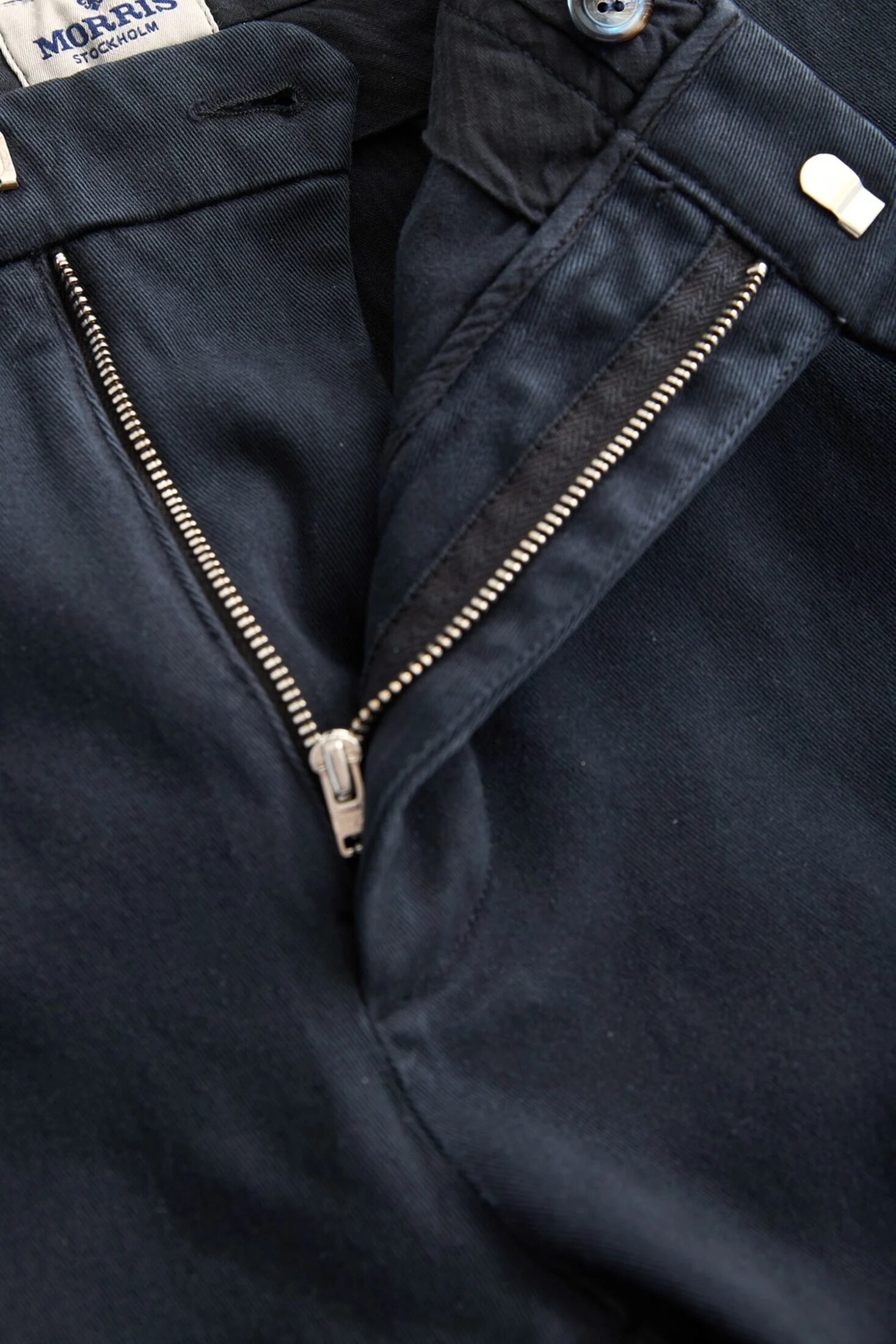 Morris Stockholm Jones Soft Twill Trousers - Marine | Follestad